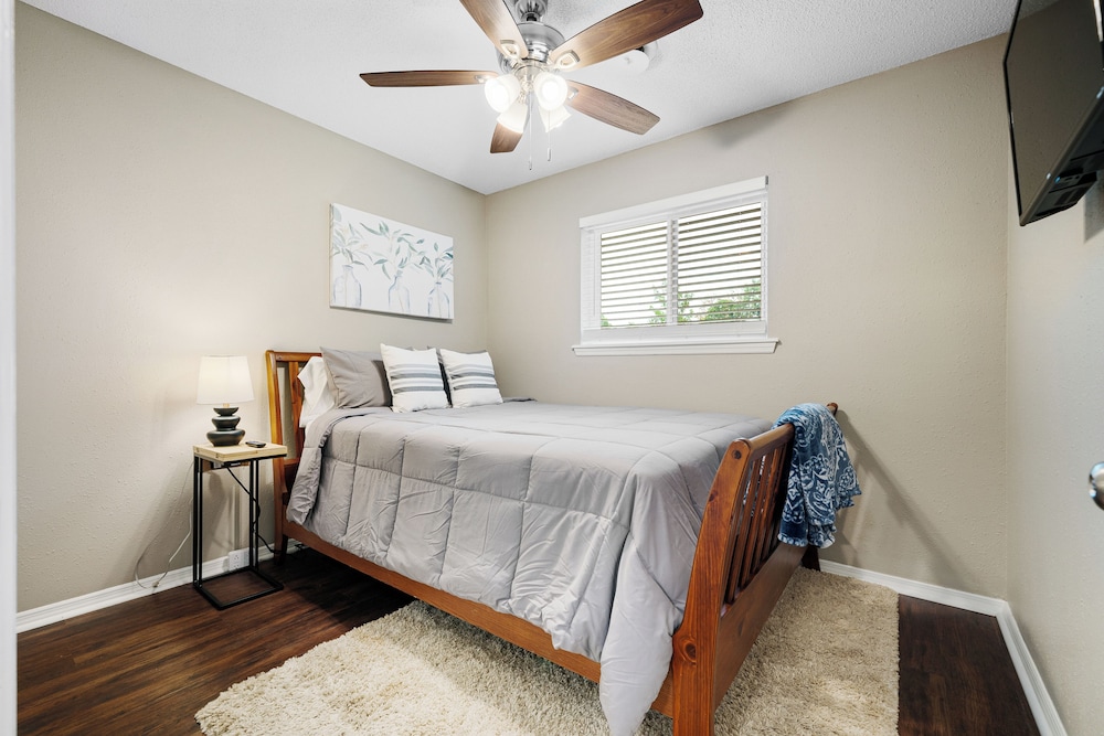The Coach House-cozy 3br In Town - Greenwood, AR