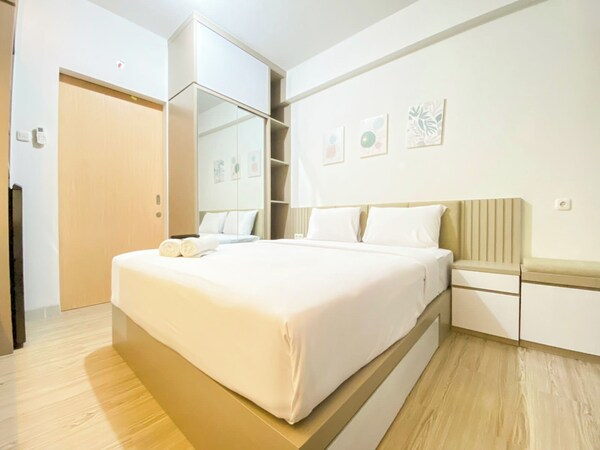 Good Choice And Homey Studio At The Alton Apartment - Semarang