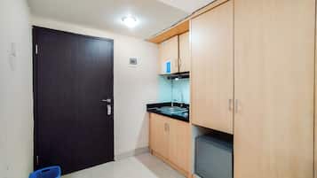 Estúdio | Cozinha privada | Frigobar, cooktop, panela elétrica de arroz