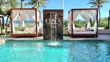 Piscina exterior