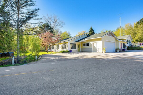 Relax Fireside! Frankfort Apt Near Dtwn & Beaches - Frankfort