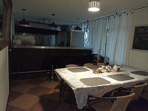 Monitores, impressoras 