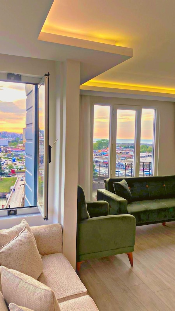 Suite de Luxo, vista para o mar | Secretária, secretária adequada para computadores portáteis