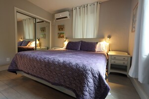 2 quartos, cortinas/cortinados opacos, ferro/tábua de engomar 