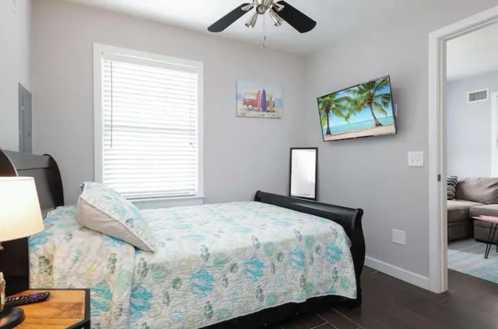 Private Bkyd W/tiki Bar, Linens + Towels Included, Walk To Beach. 4 Beach Badges - New Jersey