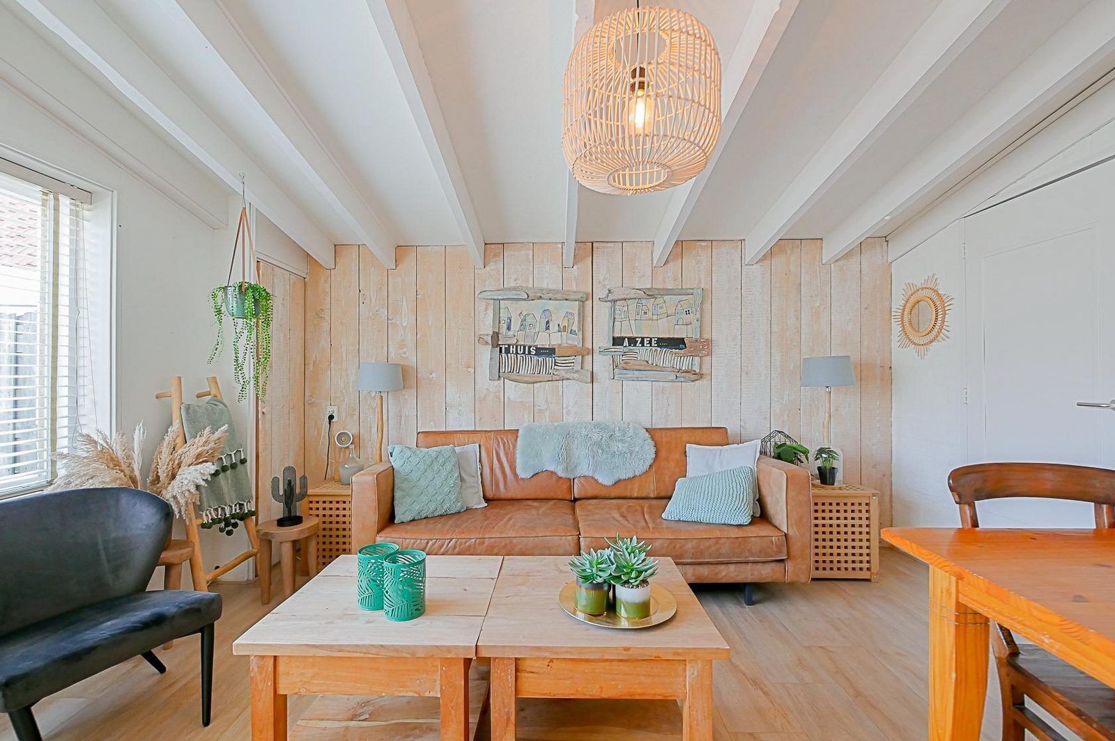 Beach House: A Paradise Vacation Home In The Dunes Of Callantsoog, Where Relaxation And Beauty Come Together! - Callantsoog