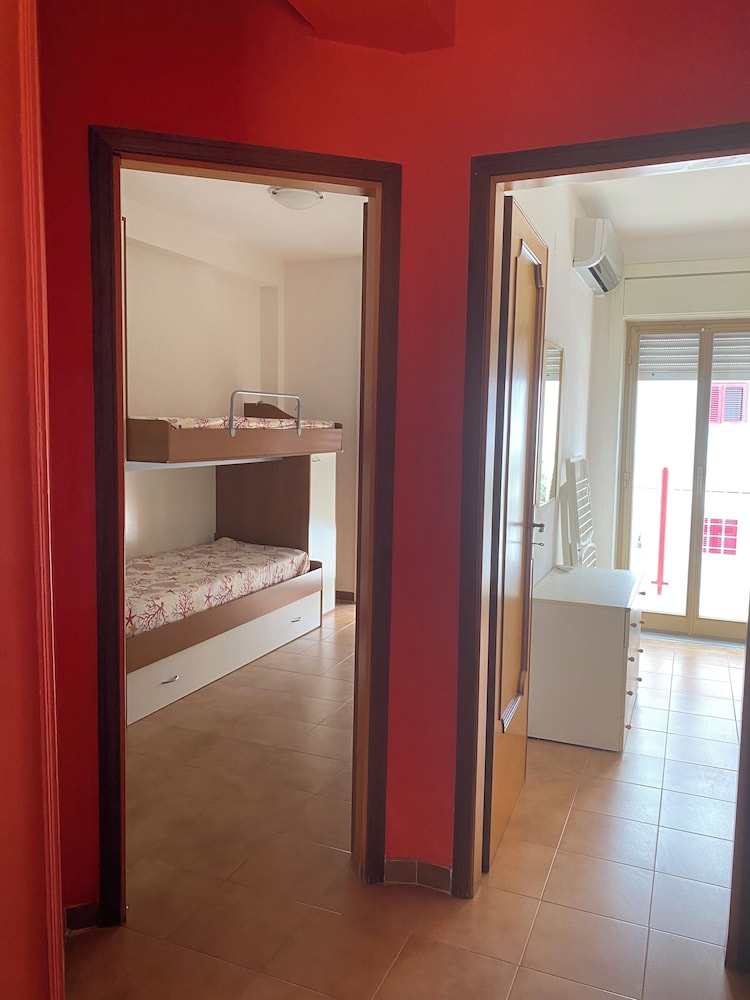 Vrbo Property - Bova Marina