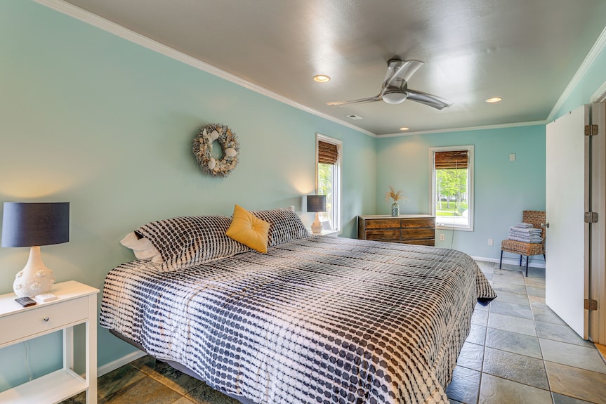 New Bern Home W/ Water View Near Downtown! - New Bern, NC