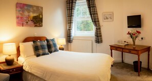 Quarto Duplo Superior | Ferro/tábua de engomar, Wi-fi grátis 