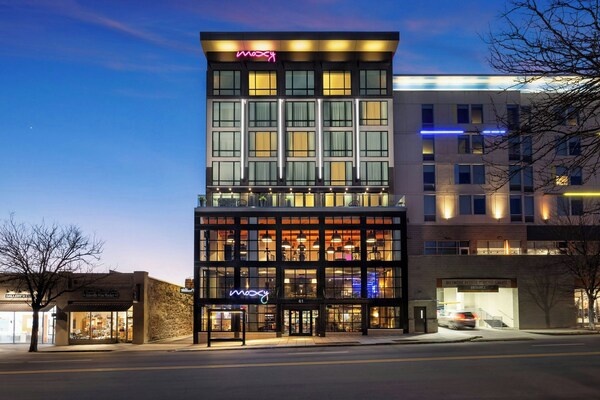 Moxy Asheville Downtown - Asheville, NC