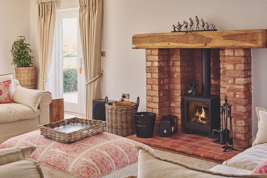 Sandy Hill Farm - Luxury Cottages - Staffordshire