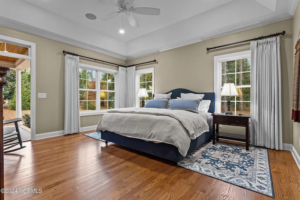 Beautiful Recently Constructed Luxury Home Located 1 Mile From Pinehurst #2. - 파인허스트