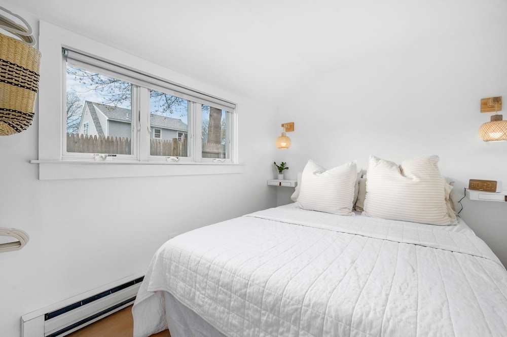 Studio In Harwich Port - Walk To Beach, Community Pool - Harwich, MA