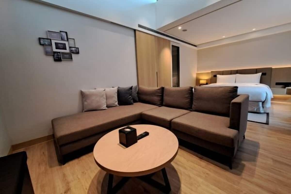 1 quarto, cofre no quarto, Wi-fi grátis, roupa de cama fornecida