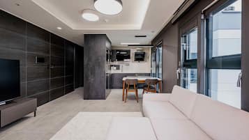 Terrace Suite Two Room with City view | Área de estar