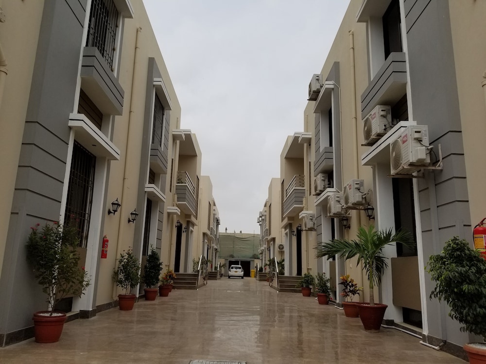 Xefan Hotels - Karachi