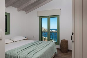 Astarte Villas - Evilia Beach Villa With Private Pool Reviews, Deals ...