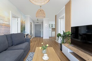 Apartamento, 2 quartos, sacada | Sala de estar