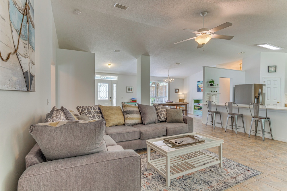 Pensacola Home W/ Large Yard: 4 Mi To Beach - Perdido Key, FL