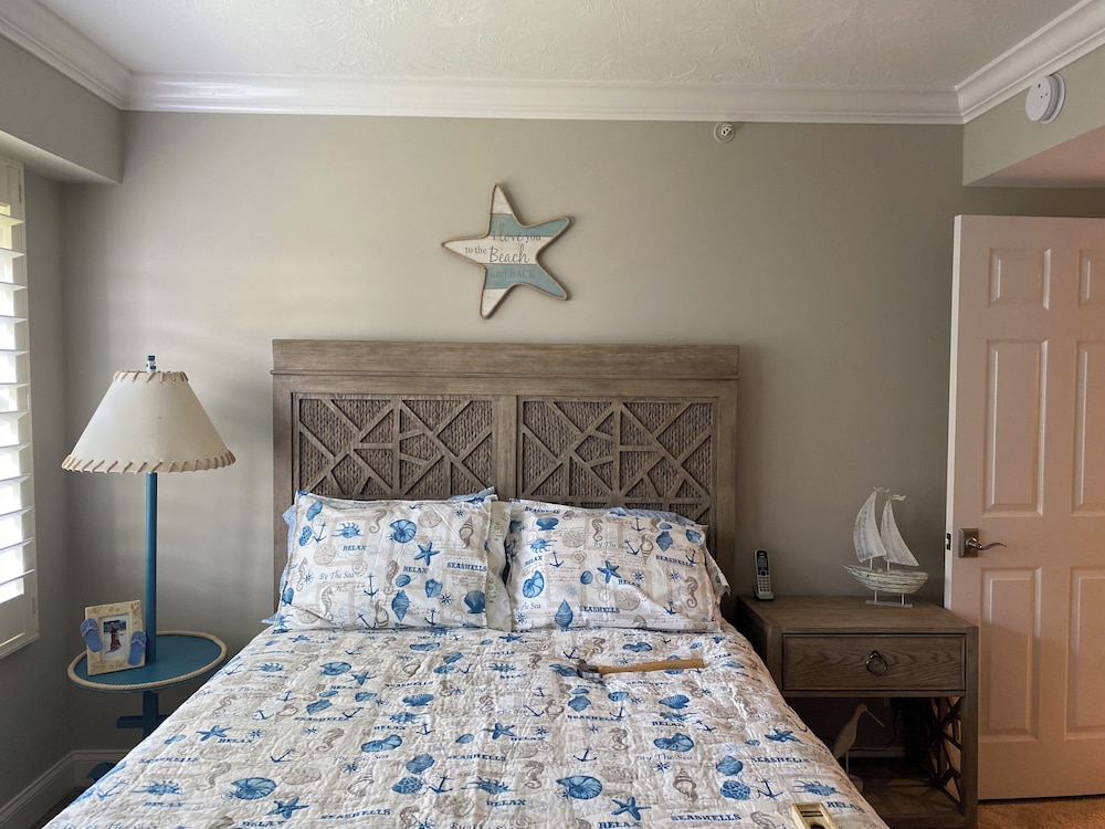 Lovely, recently renovated beachfront condo with pool on non-driving ...