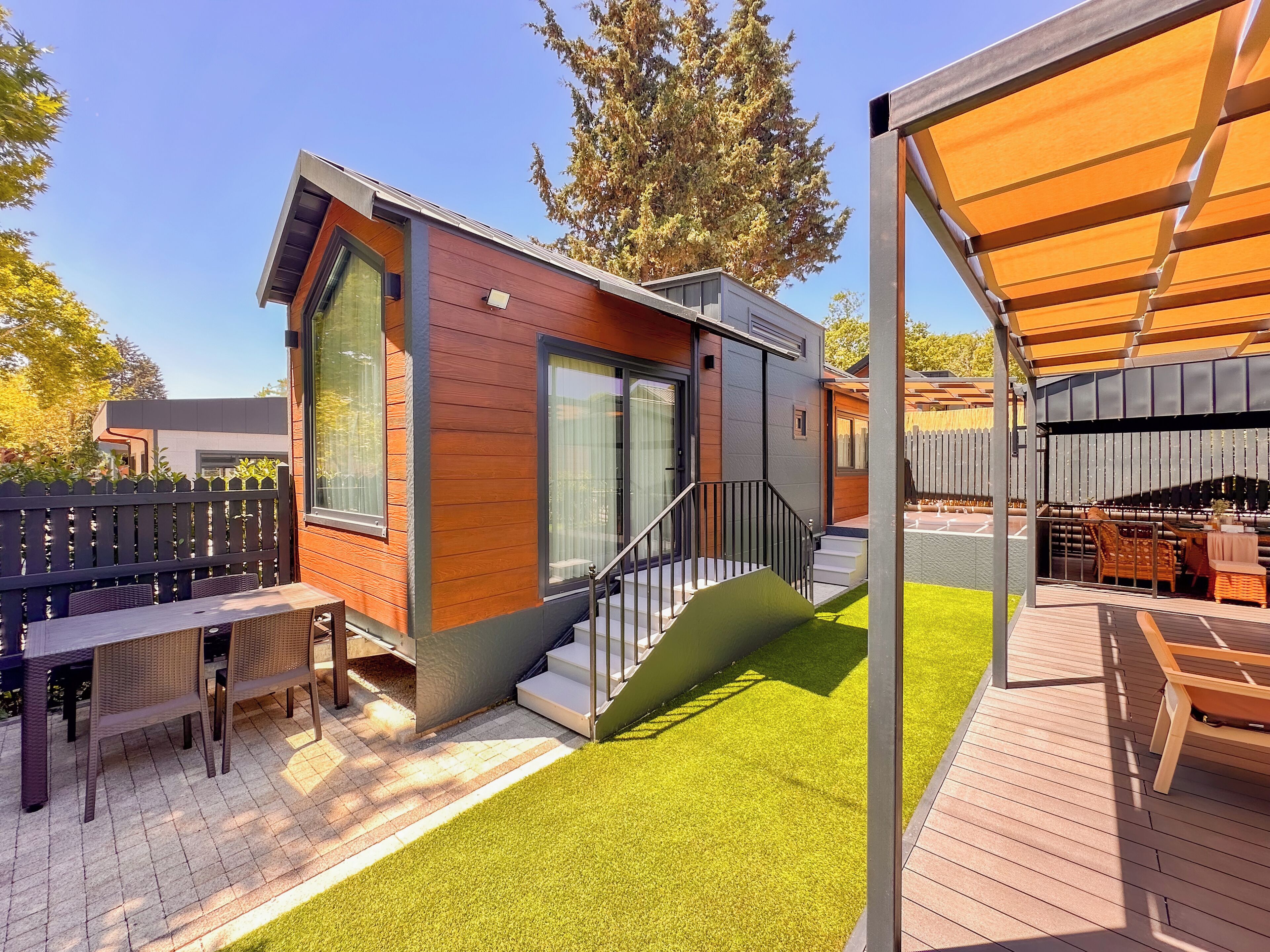 Roupa de alta qualidade, minibar, quartos insonorizados, Wi-fi grátis 