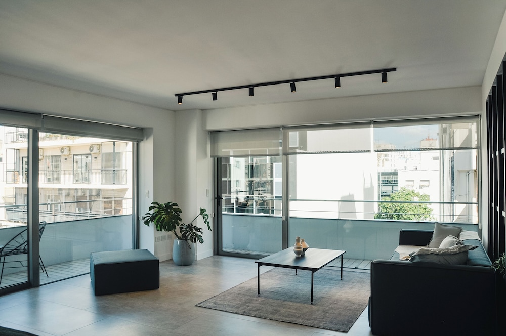 Spacious & New In Unique Historic Area By Bt Homes - Buenos Aires