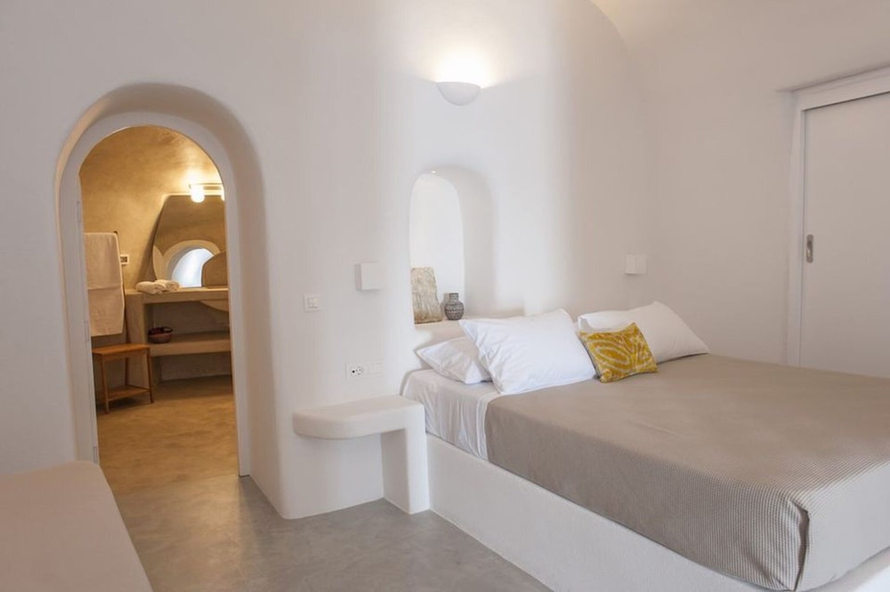 Extravagant Santorini Villa | 2 Bedrooms | Villa Elara | Sun Terrace ...