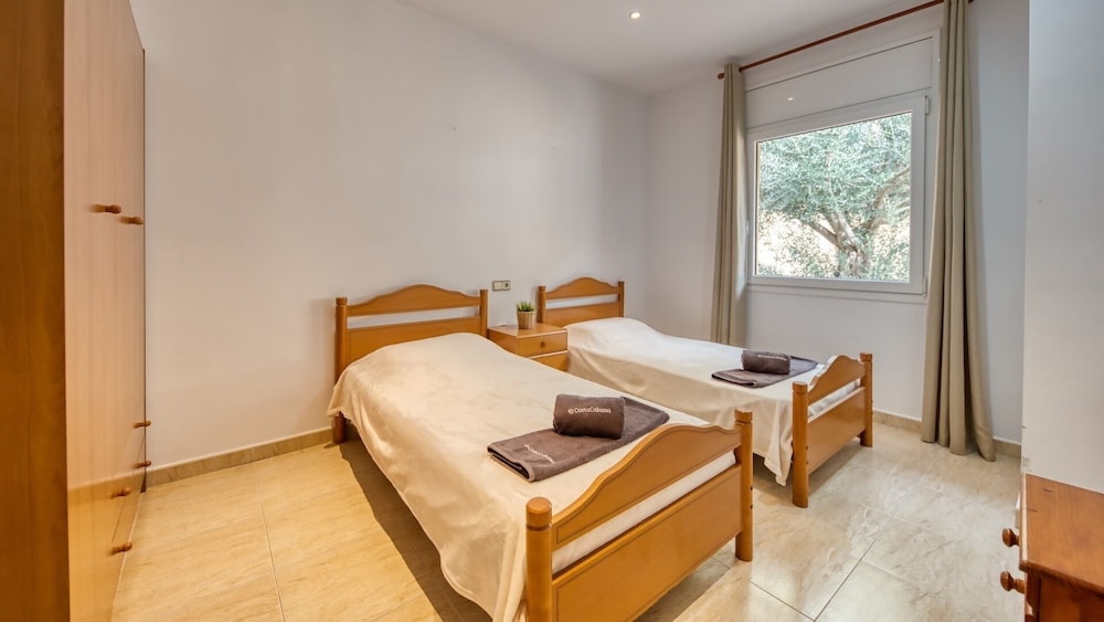Villa 'Costacabana - Marysol' With Sea View, Private Pool And Wi-fi - Lloret de Mar