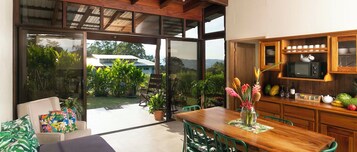 Casa de Campo Familiar, cozinha, vista para o jardim | Sala de estar