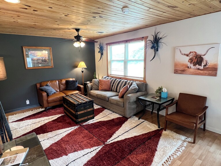 Charming 3 Bedroom Home Minutes Away From Deadwood! - Deadwood, SD