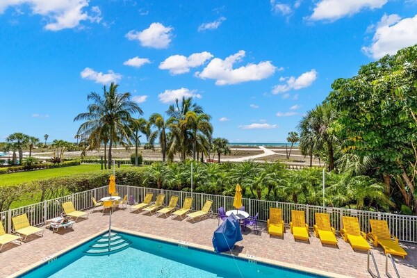 South Beach Condo Hotel - St. Pete Beach, FL