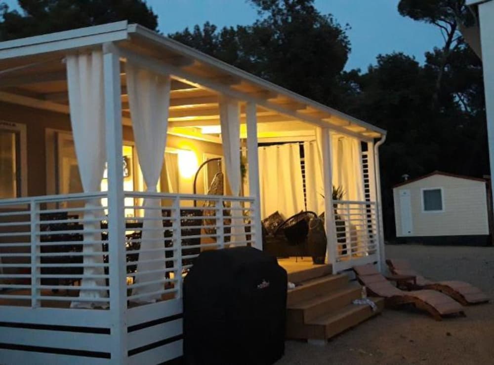 Mobile Home Nensi - Biograd na Moru