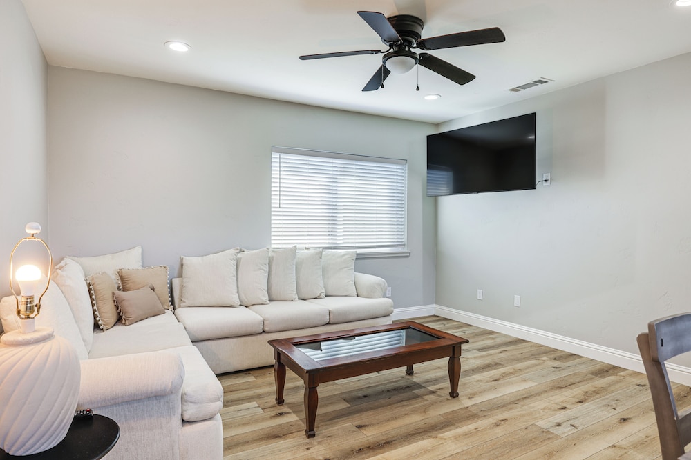 Pet-friendly Hughson Getaway, 9 Mi To Modesto! - Modesto, CA