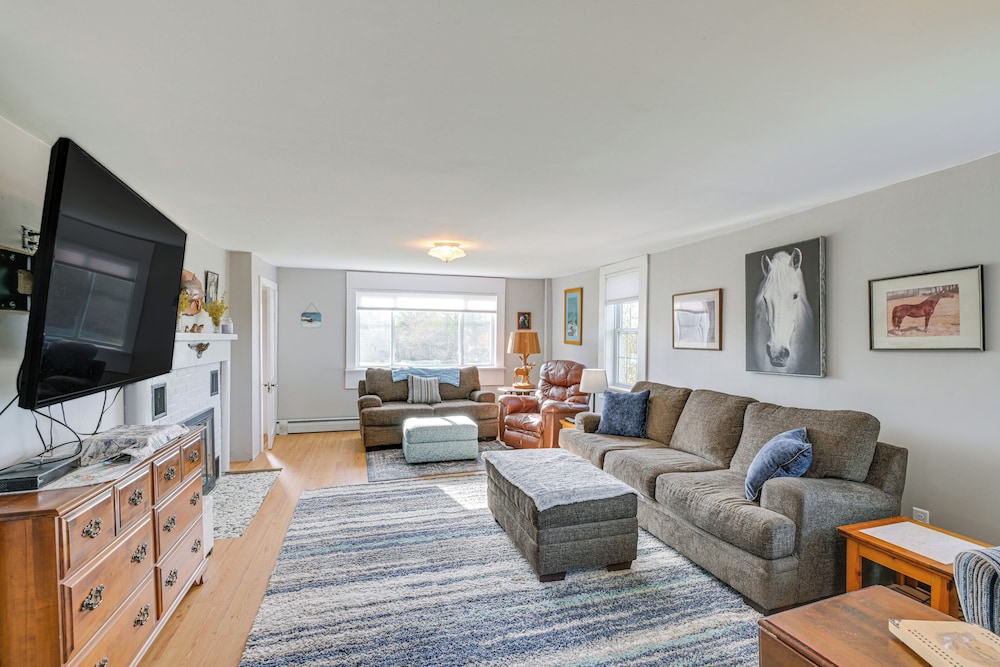 Cherryfield Home W/ Decks On Historic Horse Farm - Maine