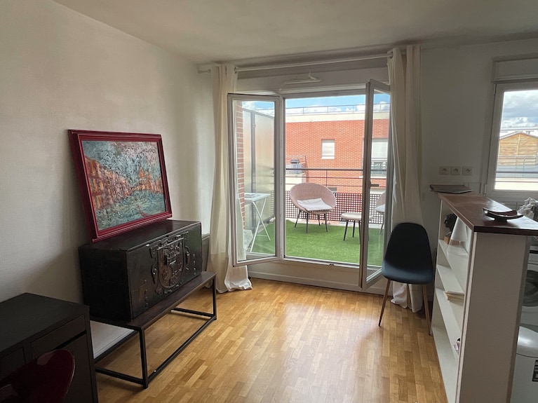 Appartement Avec Terrasse - Saint-Ouen