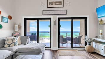 Condo, várias camas (Crystal Villas 12B) | Área de estar