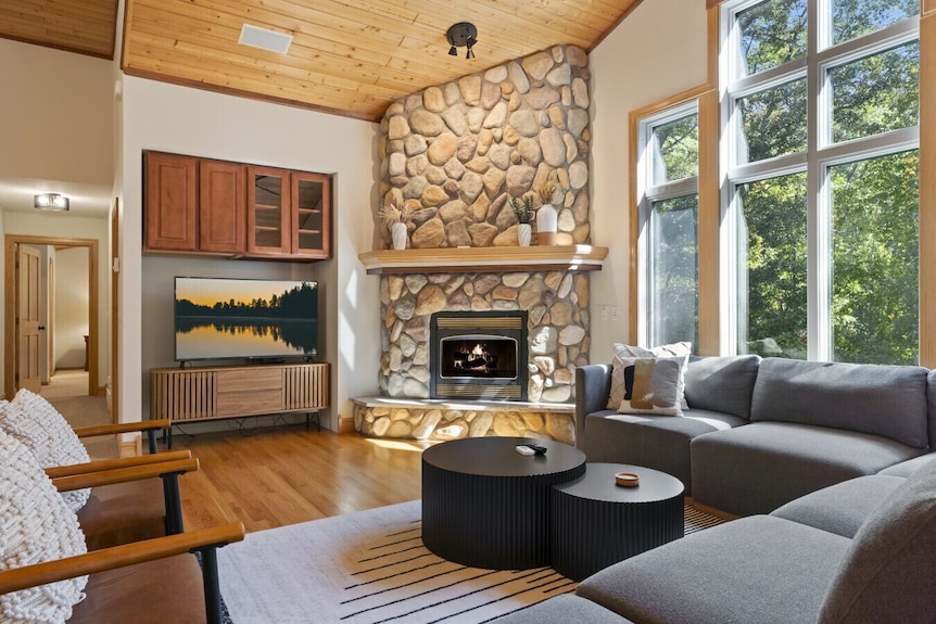 The Fairway Retreat: Spacious Family & Golf Getaway - Crosslake, MN