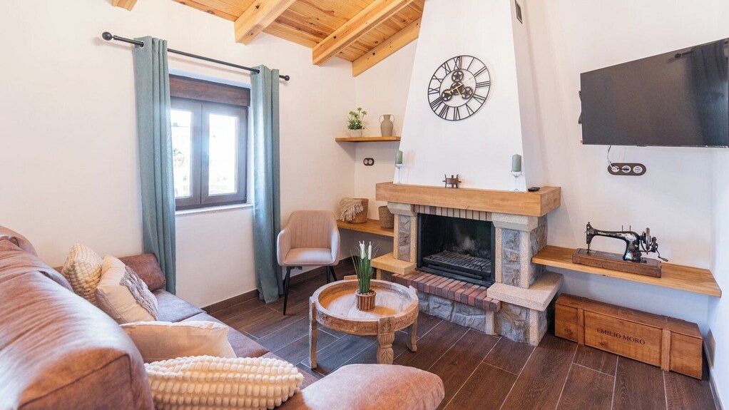 Casa Rural Los Aleses Vélez-málaga By Ruralidays - Vélez-Málaga