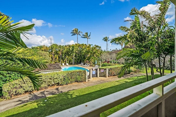 A Family-friendly, Corner Top Floor Unit, W\/ Full Kitchen. Newly Furnished - Kauai, HI