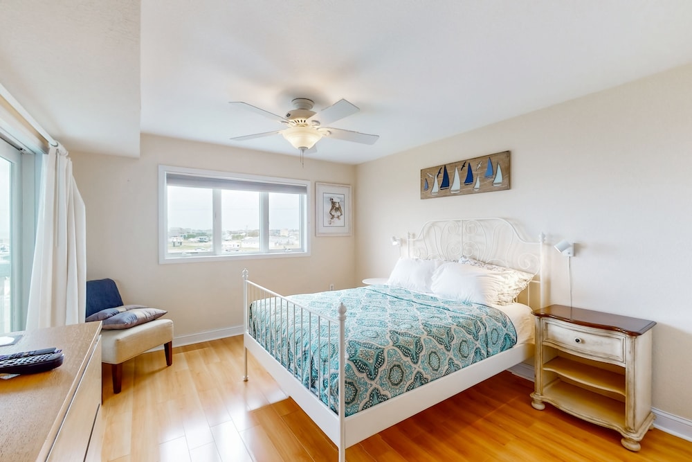 Ocean View Condo With Pool Access, Furnished Balcony, & Central Ac - Rodanthe, NC
