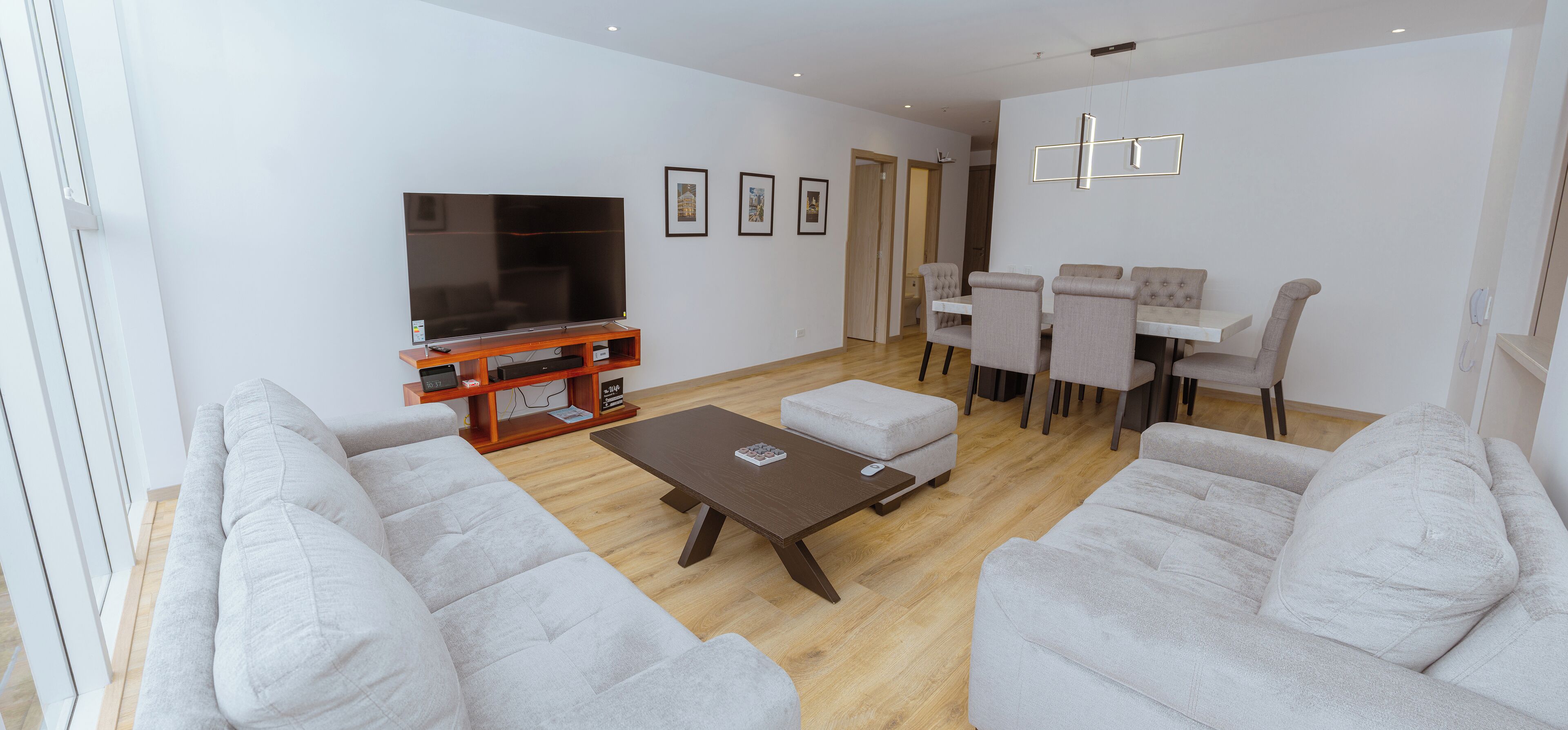 Metropolitan Retreat:, Spacious 3-bedroom Apartment, In The Heart Of Quito! - Quito