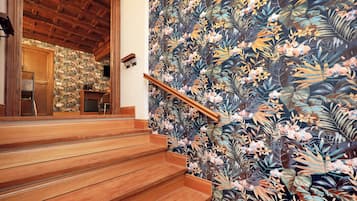 Quarto casal luxo, 1 cama King | Cofres nos quartos, escrivaninha, quartos à prova de som