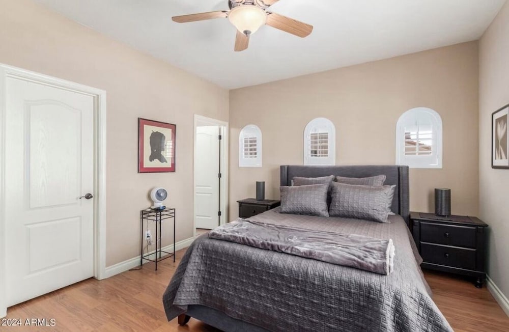Pilot's Lounge - 2 Miles From Chandler Municipal Airport - Chandler, AZ
