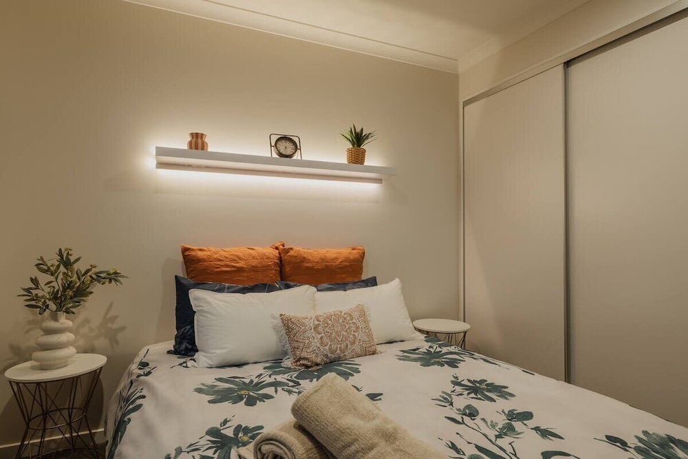 Elegant 3br Home On Mustang Avenue - Christchurch