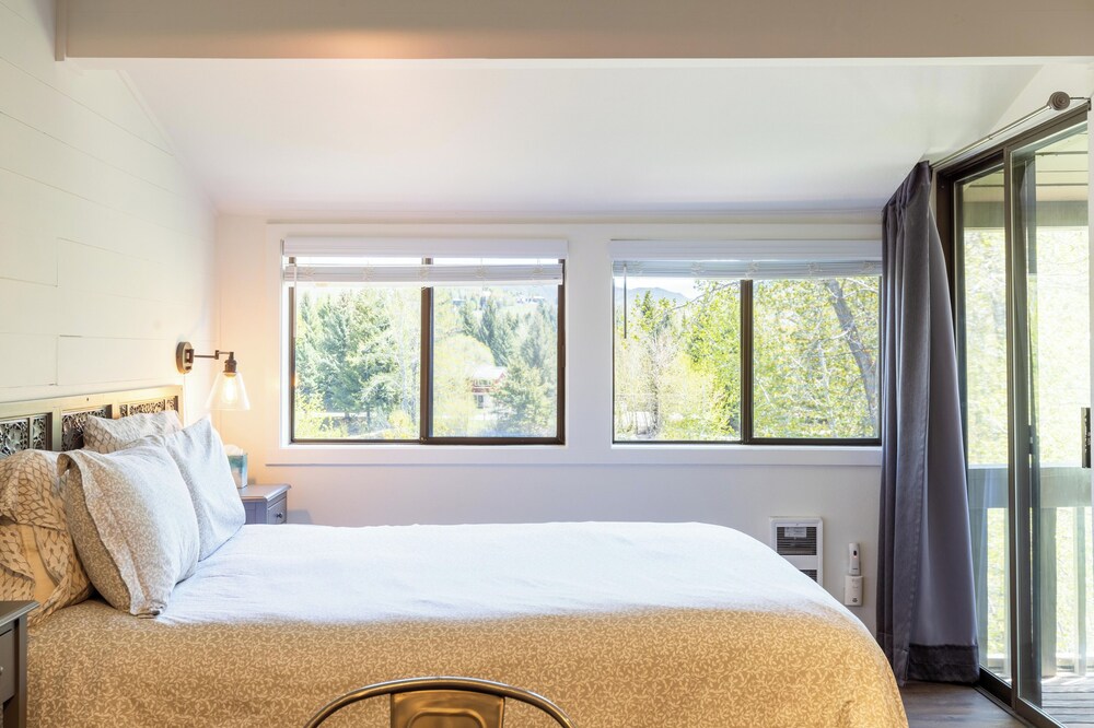 Cottonwood Condo In Sun Valley | Walk Everywhere! - Sun Valley, ID