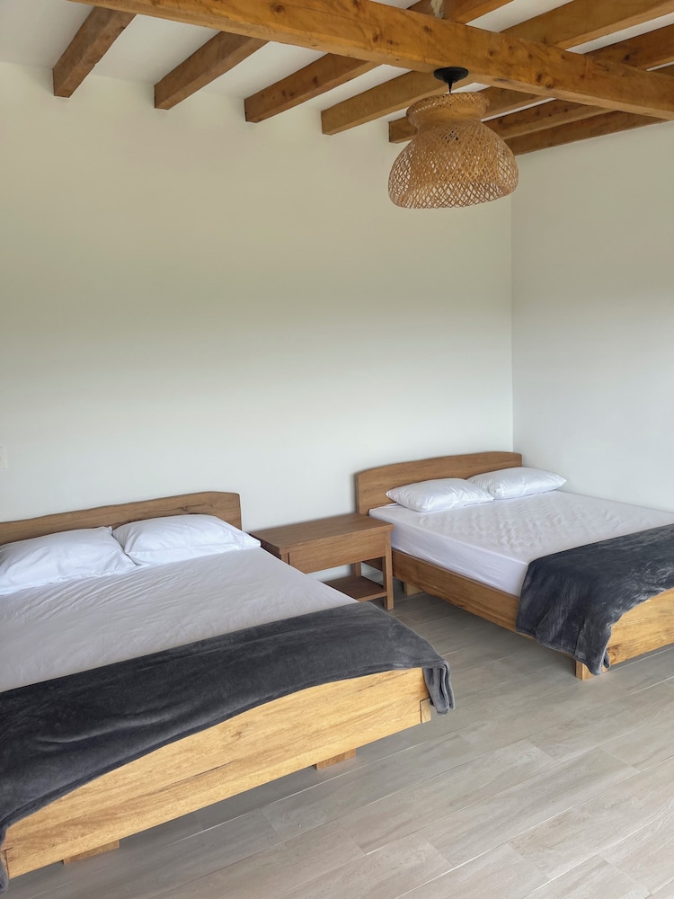 Descubra La Magia De Guatapé, Antioquia, Con Nuestro Exclusivo Alojamiento - Guatapé