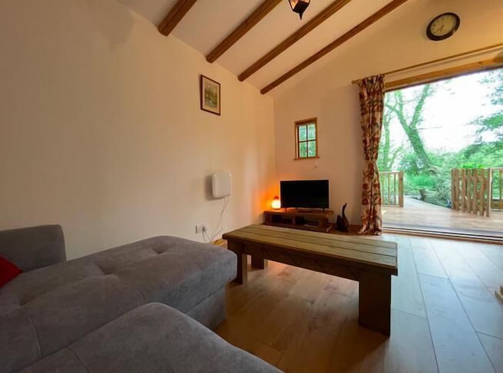 Captivating 1-bed Cabin In Newmarket - Essex