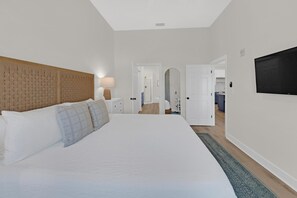 Apartamento em Condomínio Fechado, várias camas (Emerald by Alma) | 3 quartos, ferro/tábua de engomar