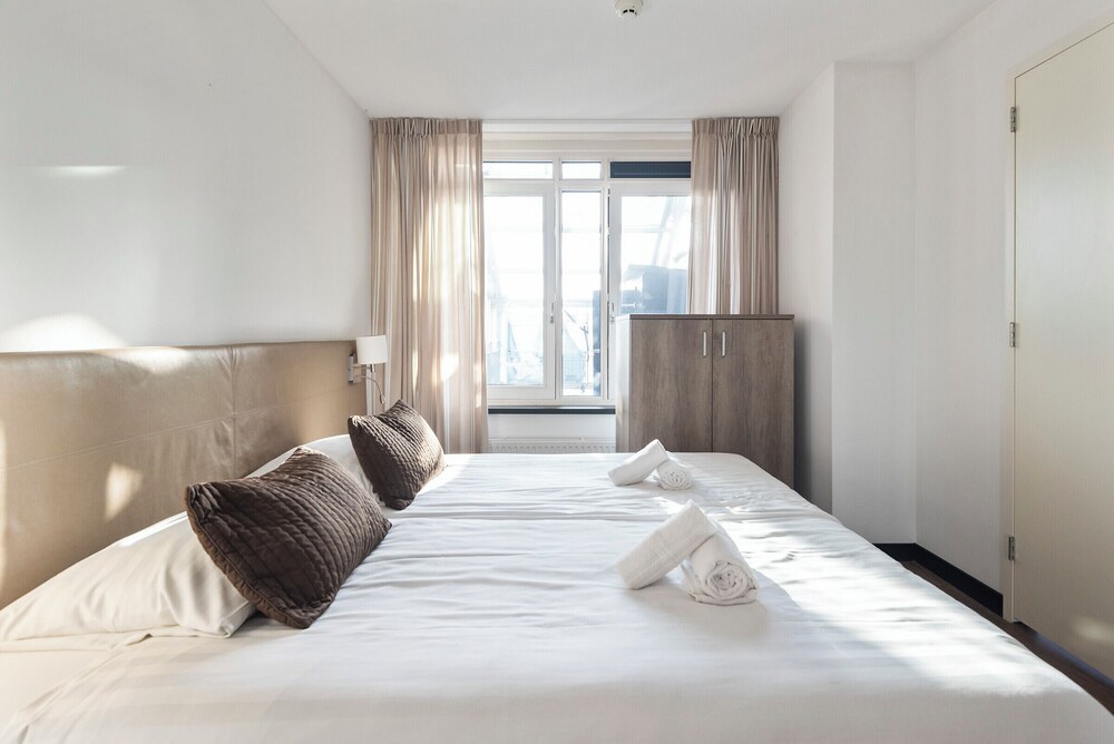 Spacious And Luxurious First Flloor Apartment With Balcony- Kaag (18) - Leiden