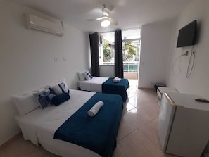 Frigobar, Wi-Fi de cortesia, roupa de cama
